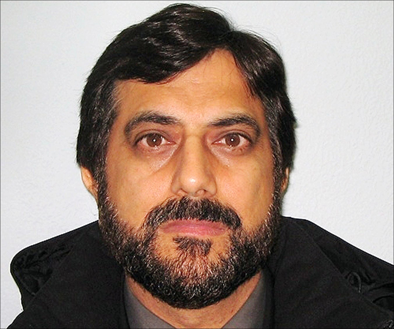 Actor John Alford is set to sue the tabloid bosses who destroyed his ...